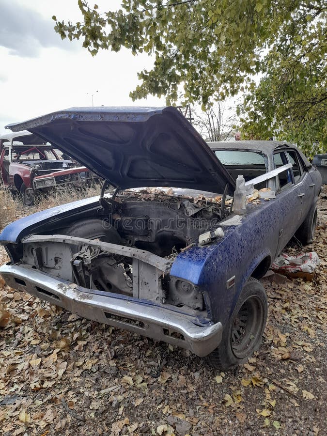 Scrap vehicle. stock image. Image of waste, green, seats - 30847993