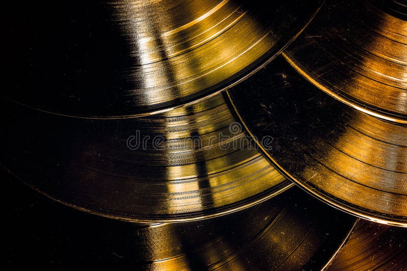 Old scratch vinyl discs stock image. Image of listen - 103302263
