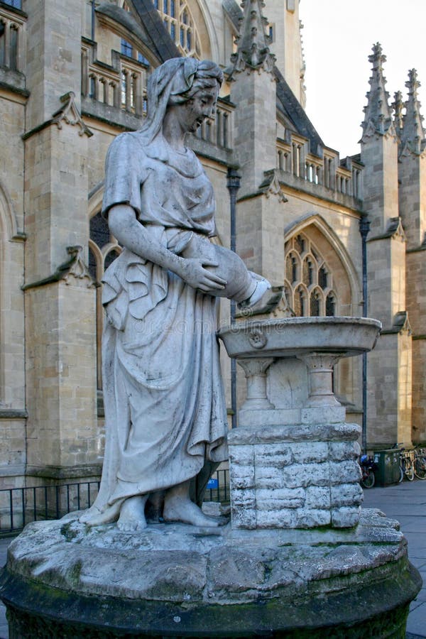 Old Sculpture Outside Bath Abbey Editorial Photo - Image of sculpture ...