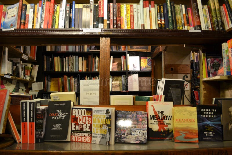 Old secondhand bookshop editorial image. Image of shelving - 35260045