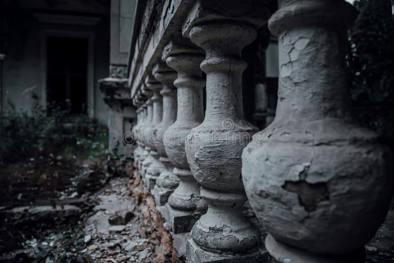 Old Shabby Columns in an Abandoned Manor. Stock Photo - Image of ...
