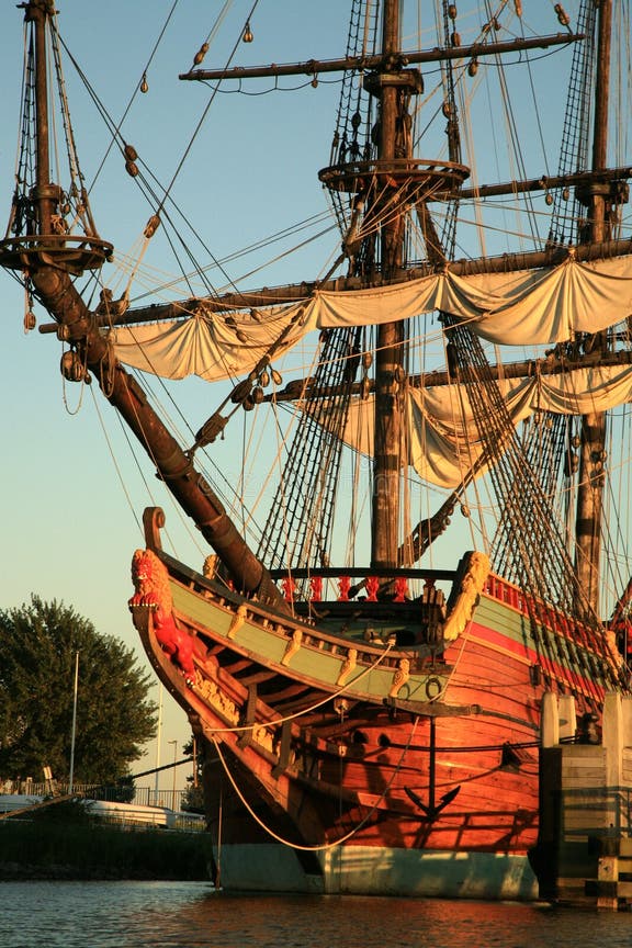 786 Ship Figurehead Stock Photos - Free & Royalty-Free Stock Photos ...