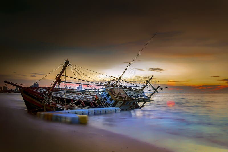 An old shipwreck stock photo. Image of deep, sinking - 113133194