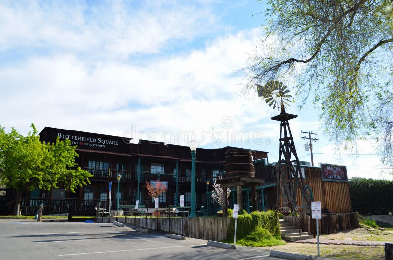 Old Shopping Center in Old Town Temecula Editorial Photo - Image of ...