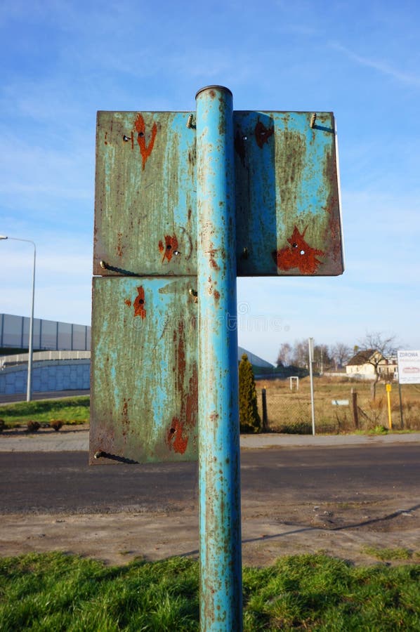 Rusty Sign Road Stock Photos - Download 2,665 Royalty Free Photos
