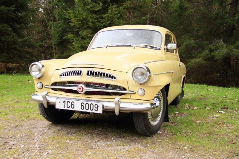 Old Skoda editorial photography. Image of green, grass - 39975237