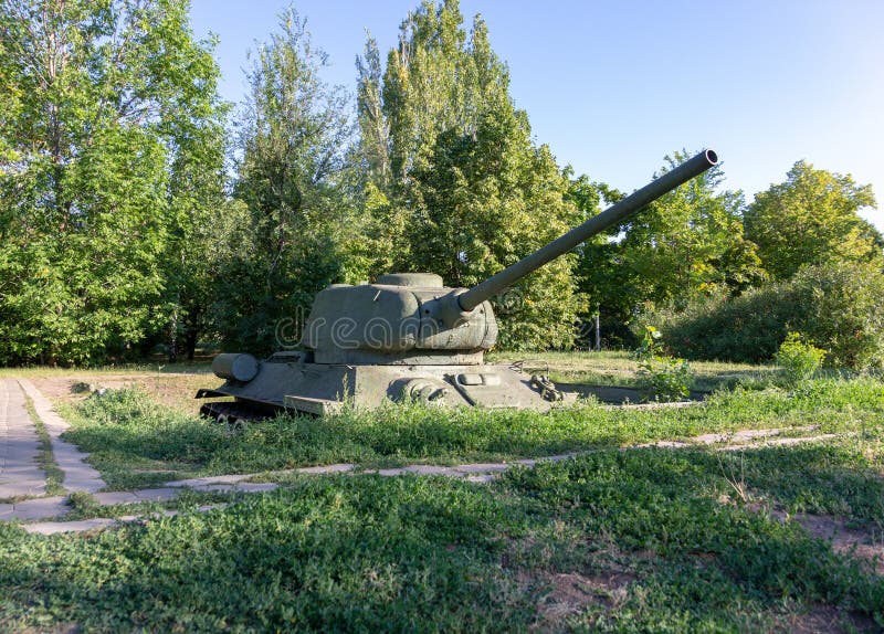 Old Soviet Retro Tank in a Trench Editorial Photography - Image of ...