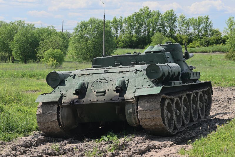 Old Soviet Tank in the Field Stock Photo - Image of cannon, conflict ...