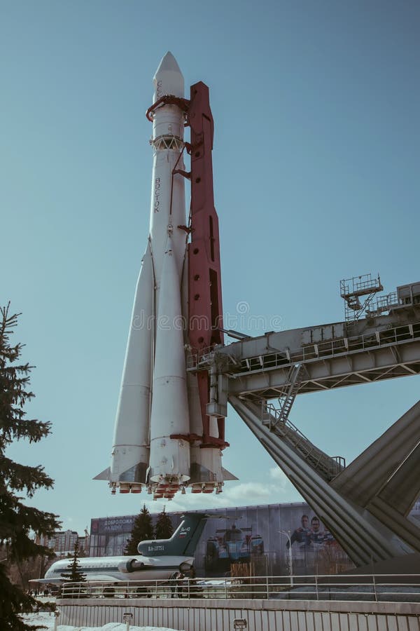 An Old Space Rocket Stands on a Pedestal Editorial Image - Image of ...