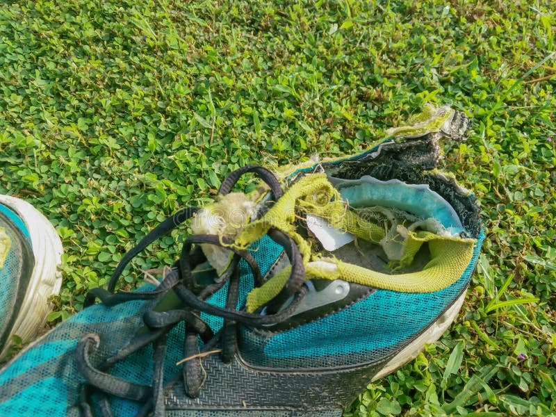 Old Sport Shoes Have Damaged Stock Image - Image of dirt, canvas: 92712197