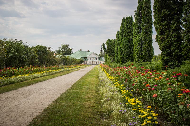 Old spring park arboretum stock image. Image of scene - 57092545
