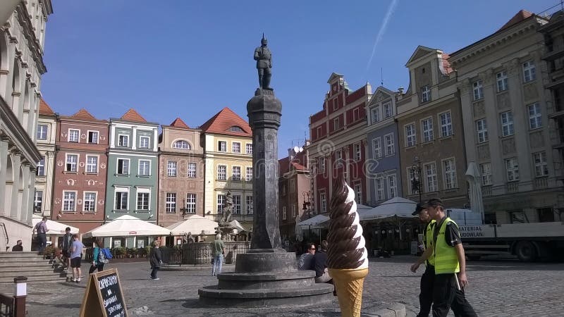 Old square editorial photo. Image of poland, statue, square - 44814461