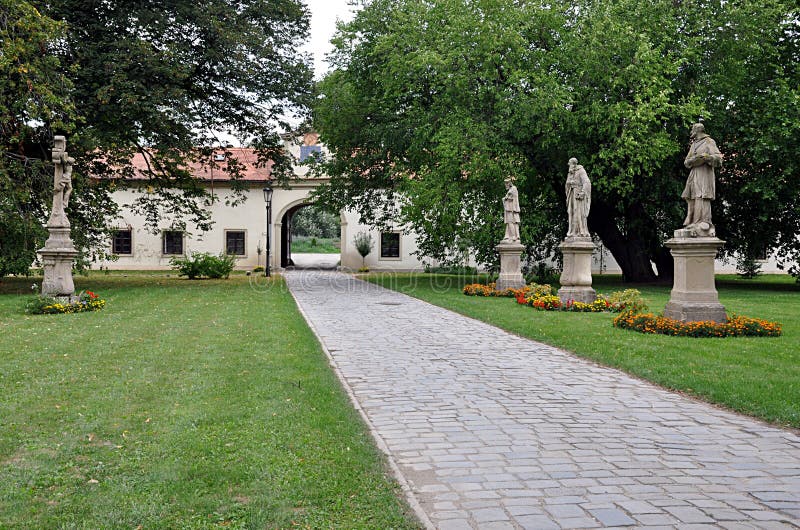 Old statue in the park stock image. Image of park, history - 71141683