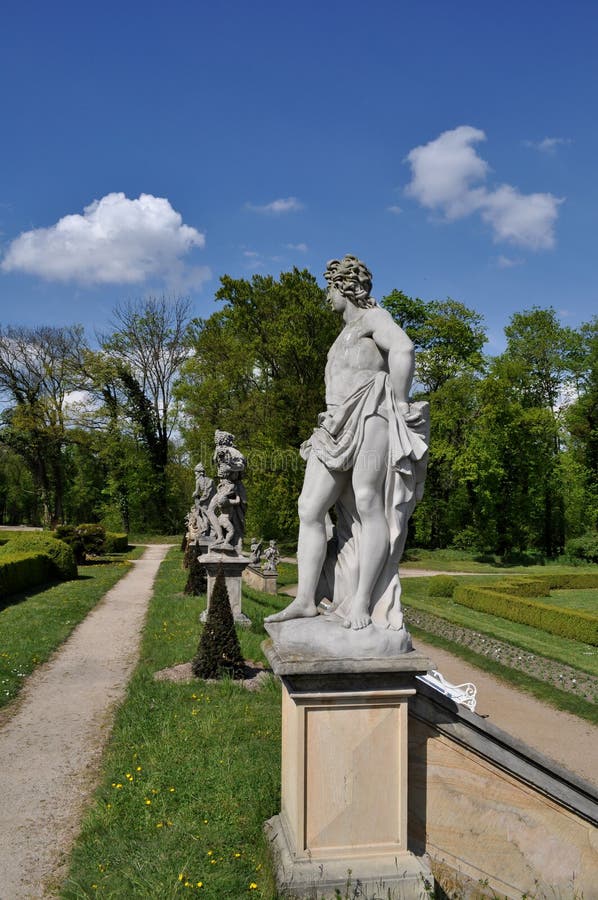 Old statues stock image. Image of statues, details, park - 40731283