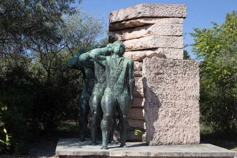Old Statues of the Soviet Union Monument Editorial Stock Photo - Image ...