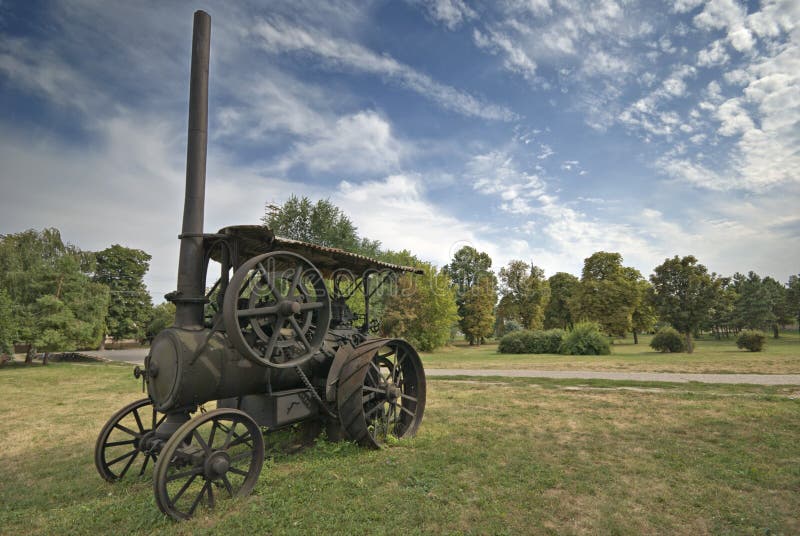 Old Steam Engine Tractor. stock image. Image of harvest - 6287807
