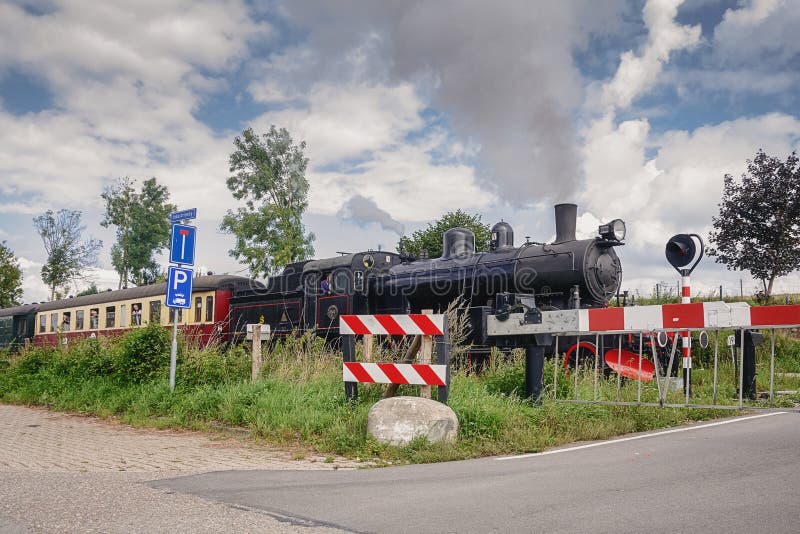 Old steam locomotive editorial photo. Image of tourist - 69308106