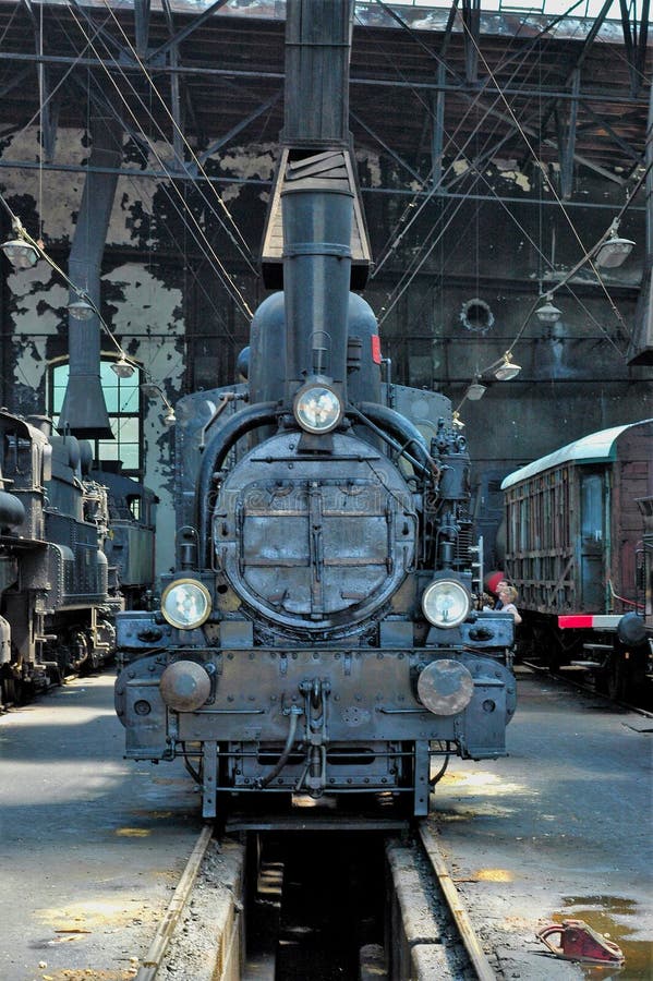 Old steam locomotive editorial photo. Image of modern - 266595236