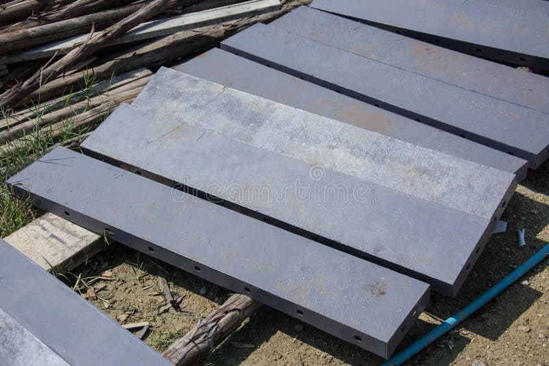 220 Board Shuttering Stock Photos - Free & Royalty-Free Stock Photos ...