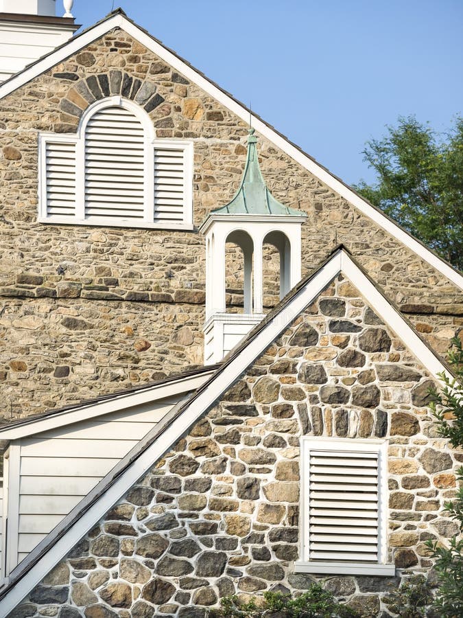 Old Stone Barn Gables stock image. Image of construction - 101397347