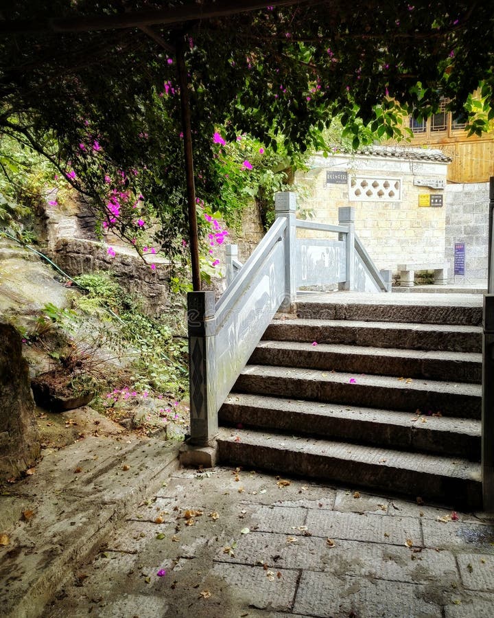Old Stone Bridge in Fall Color 2 Editorial Image - Image of destination ...