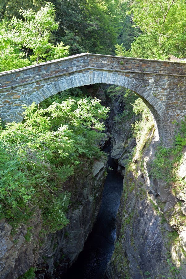 Old Stone Bridge Over a Steep Canyon Stock Image - Image of stone ...