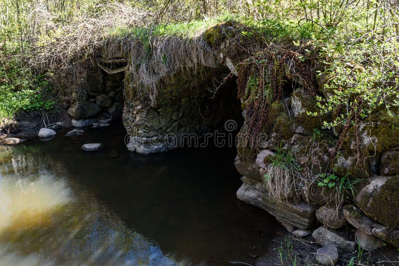 Old Stone Bridge Over the Imula River Stock Image - Image of park ...