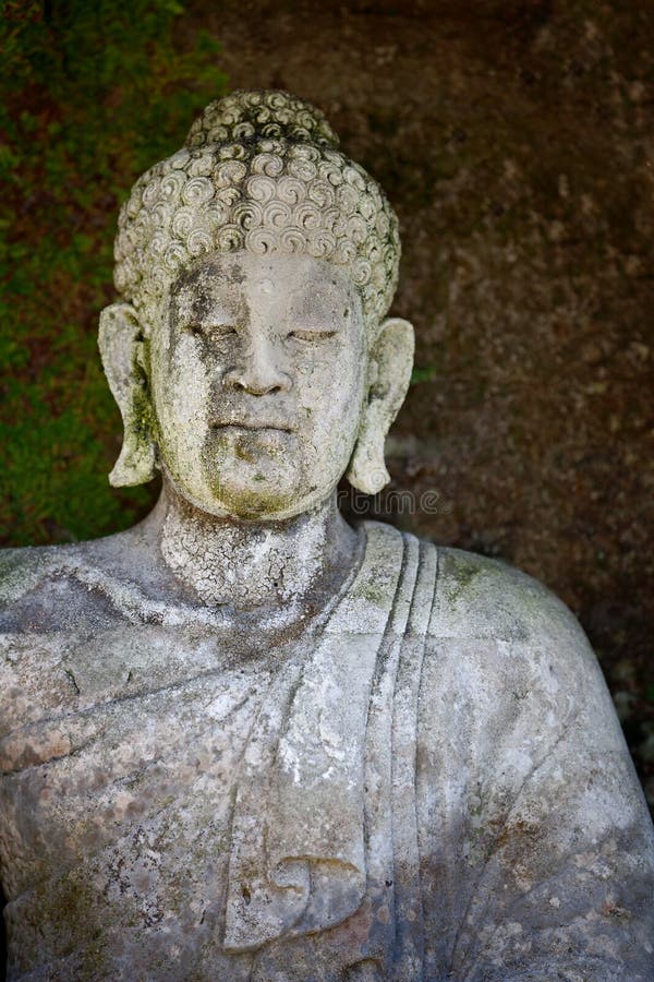 2,500+ Statue old buddha Free Stock Photos - StockFreeImages