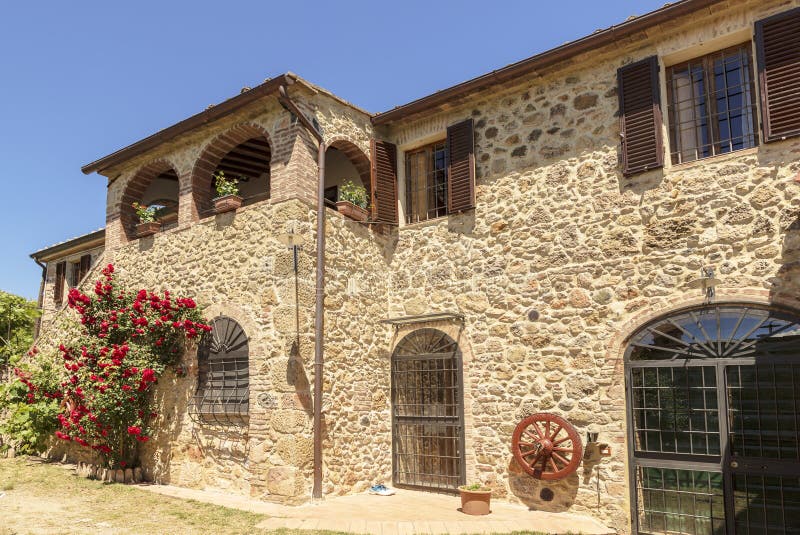 Old stone house in Tuscany stock image. Image of ancient - 75737411