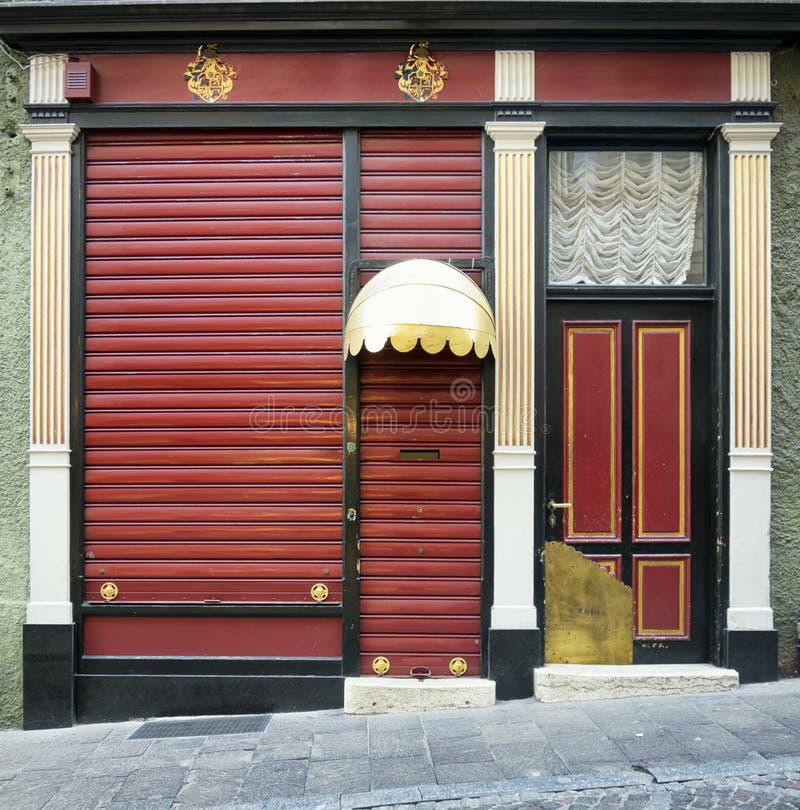 13,642 Old Canopy Stock Photos - Free & Royalty-Free Stock Photos from ...