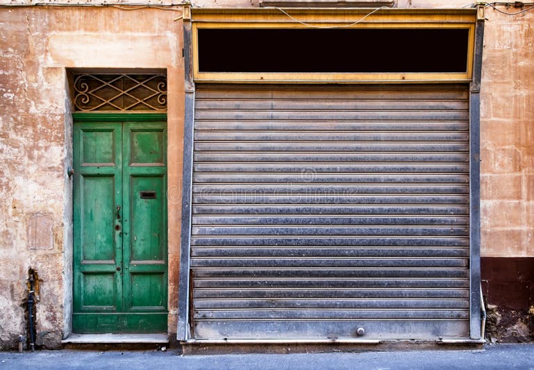 725 Old Fashioned Store Window Stock Photos - Free & Royalty-Free Stock ...