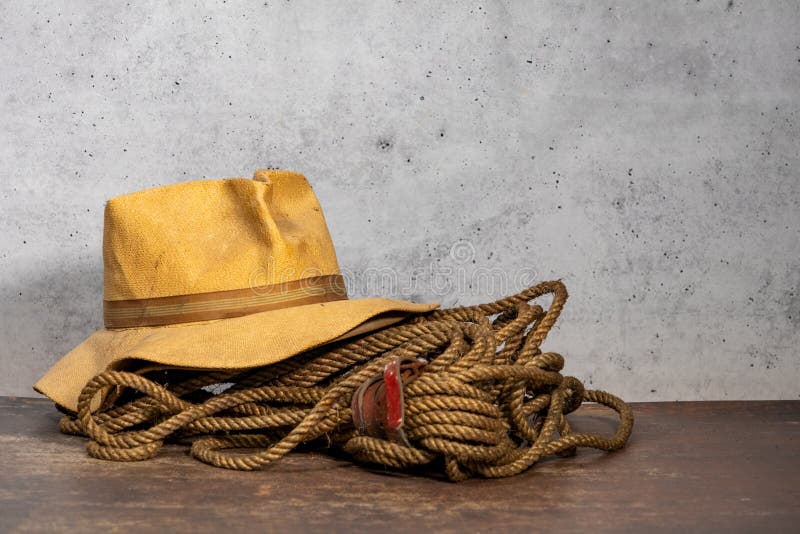 Old Straw Hat and Rope Still Life Stock Image - Image of room, rustic ...