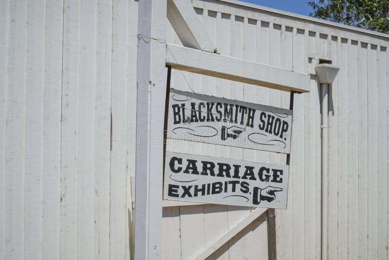 Old Style Direction Sign - SAN DIEGO - CALIFORNIA - APRIL 21, 2017 ...