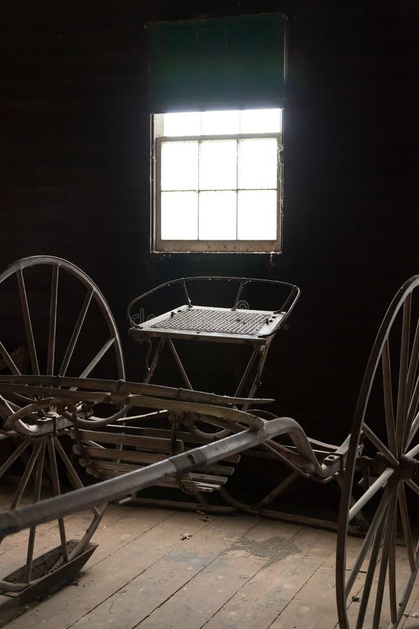 Old Sulky Wagon in Barn stock image. Image of vintage - 100751089