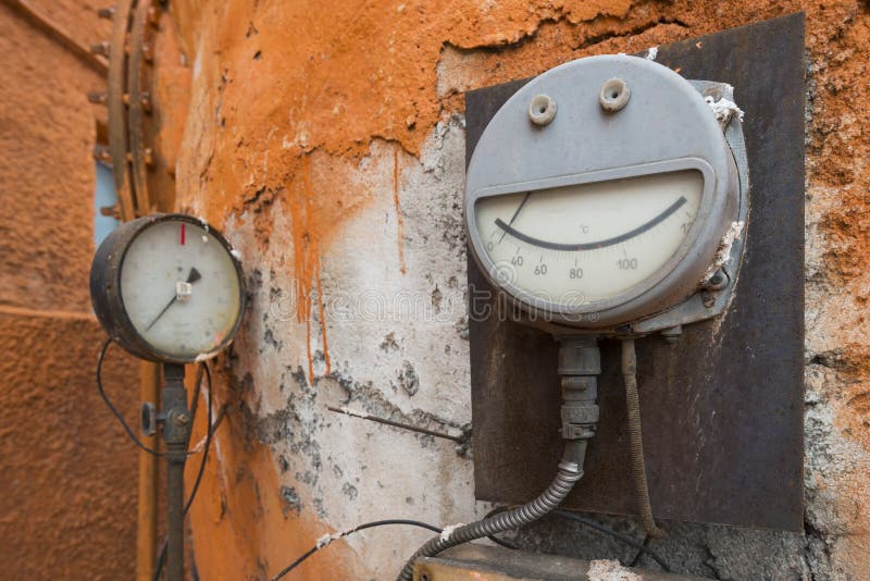 Old Temperature Meter at a Power Plant Stock Image - Image of machine ...