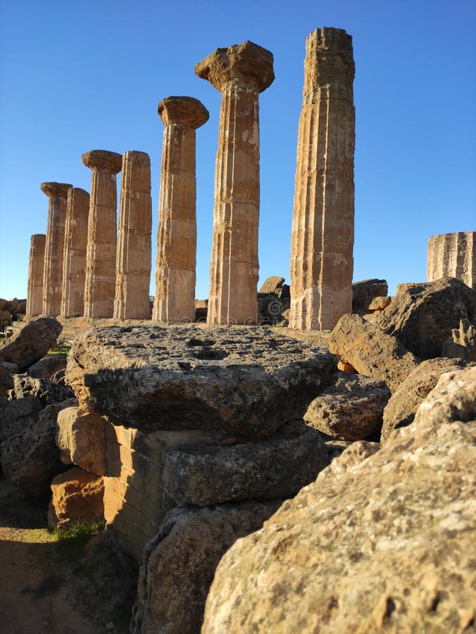 Giuno Temple in Agrigento stock image. Image of giuno - 286314423