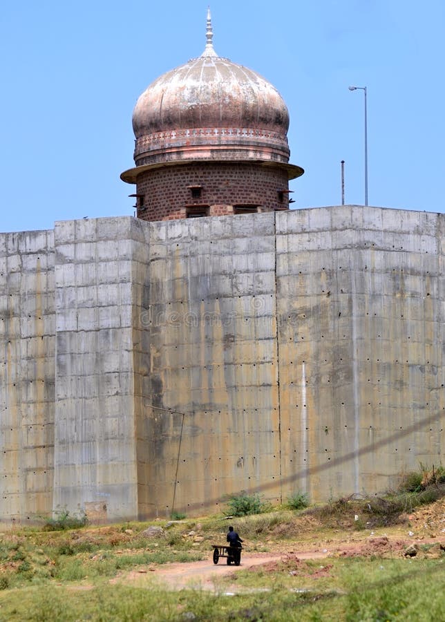 Chambal River At Gandhi Sagar Dam, Madhya Pradesh, India Stock Photo ...