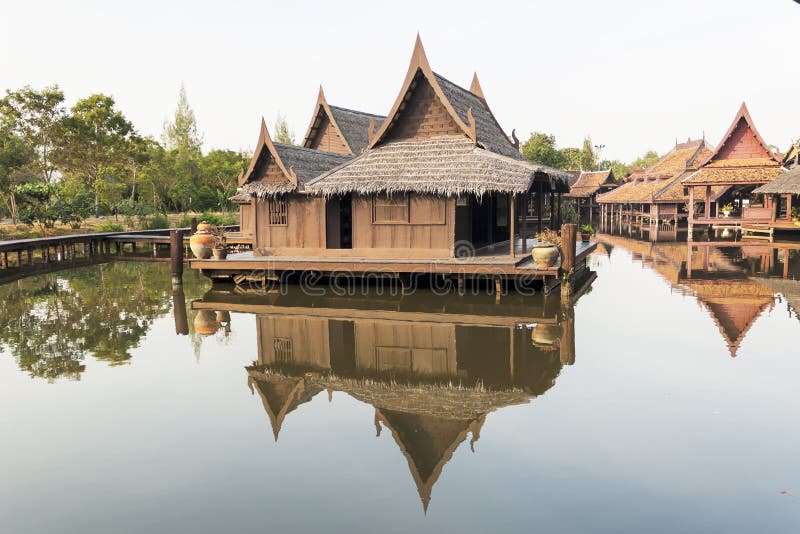 Old Thai house stock image. Image of scene, bangkok, deck - 32504187