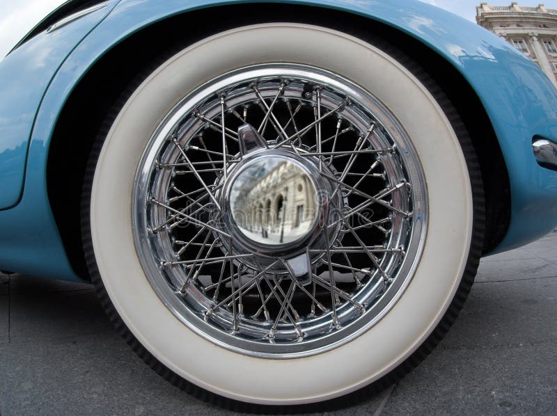 Old-timer wheel stock image. Image of blue, ancient, drive - 13288045