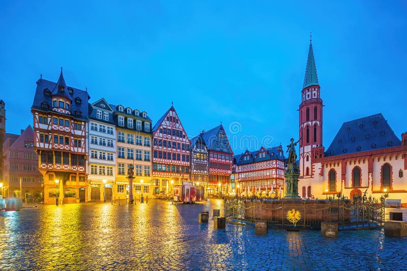 Old Town Square Romerberg in Downtown Frankfurt, Germany Stock Image ...