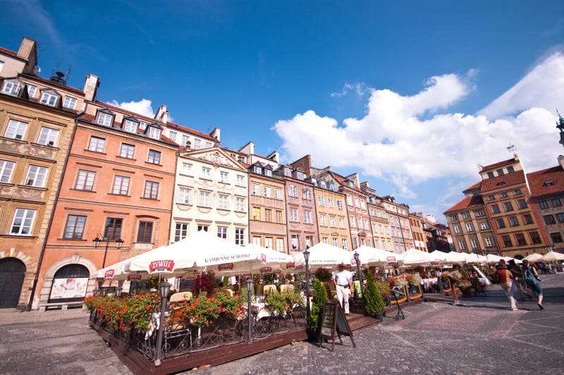 Old Town in Warsaw editorial photo. Image of polish, rynek - 20813176