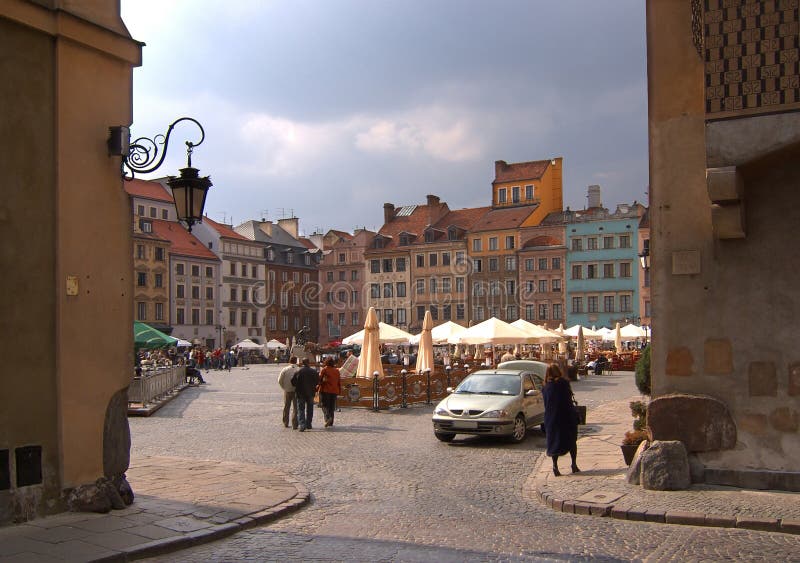 Old town in Warsaw editorial photography. Image of travel - 28256622