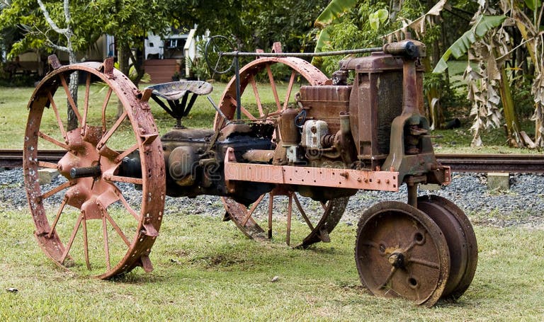 2,980 Ancient Tractor Stock Photos - Free & Royalty-Free Stock Photos ...