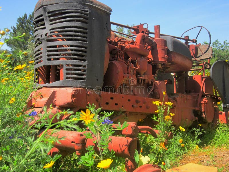 190 Old Tractor Farm Setting Stock Photos - Free & Royalty-Free Stock ...