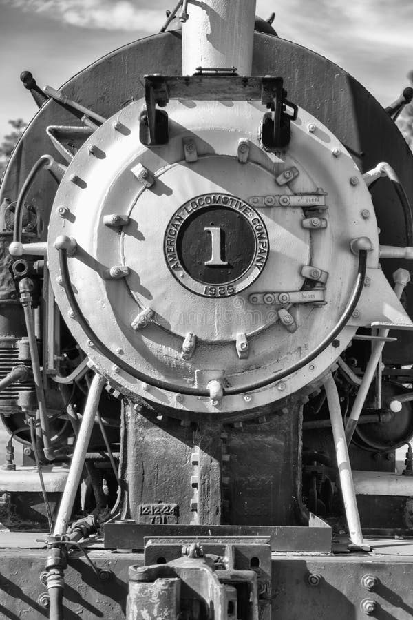 The Old Train, Front View editorial photo. Image of industrial - 110717531