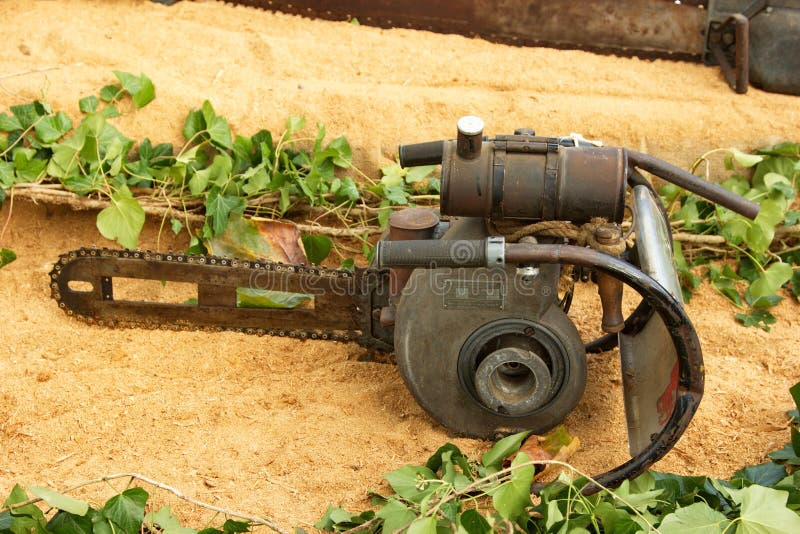 Old Type Tree Cutting Machine Editorial Image - Image of environment ...