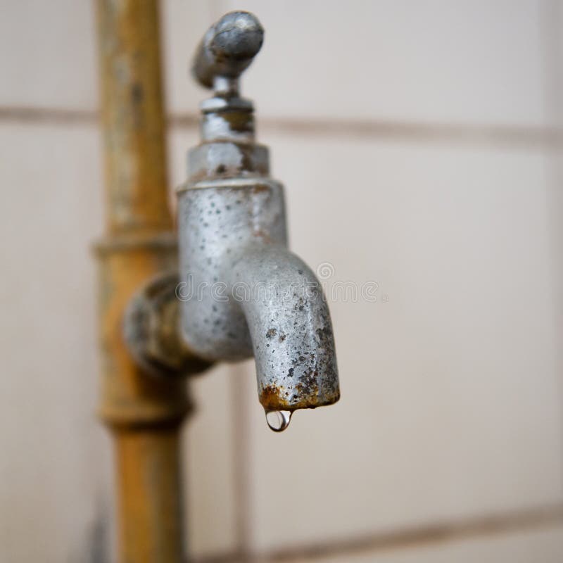 Old type water tap stock image. Image of indoor, architecture - 33279497