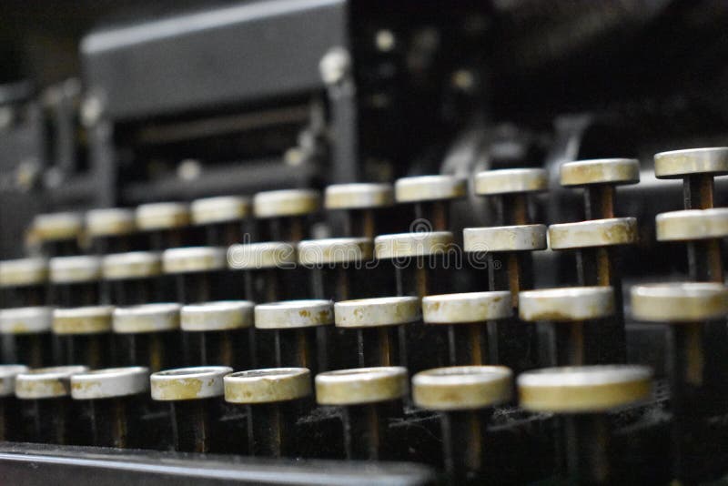 Old Typewriter. round key stock image. Image of black - 150925371