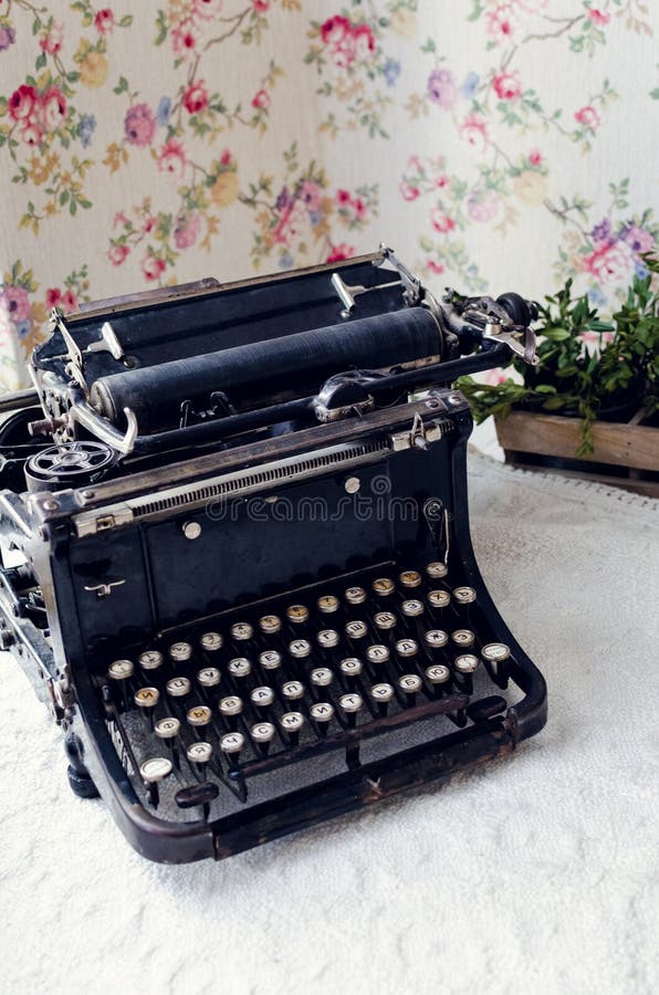 Old Typewriter on the Table Stock Image - Image of document, office ...