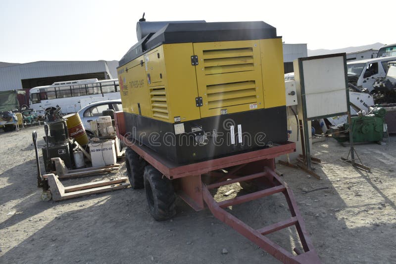 Old Used Generator Machine in the Work Shop Muscat, Oman Editorial ...